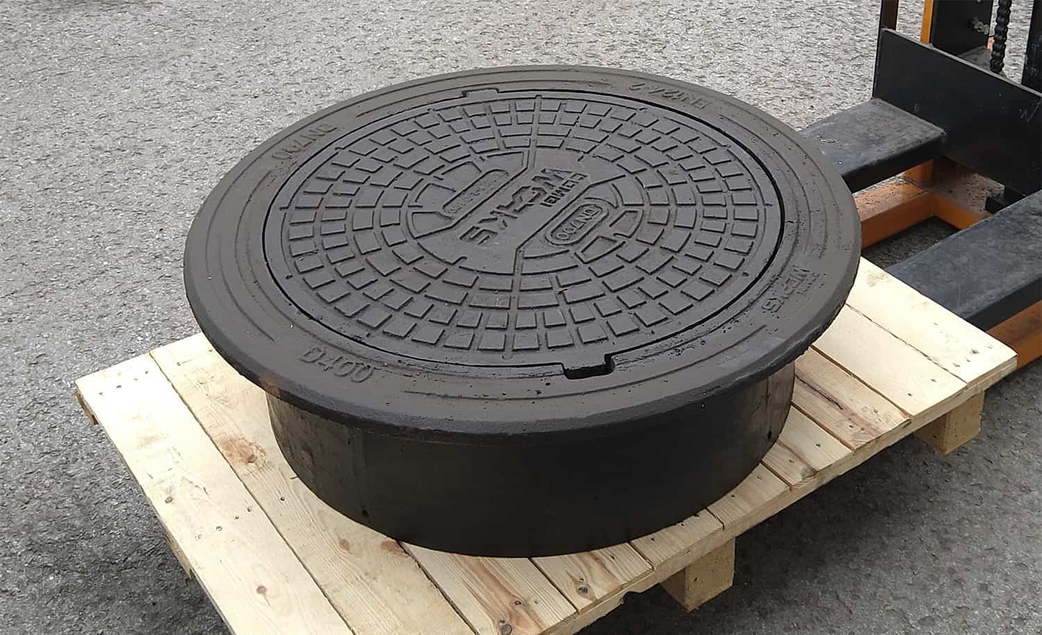 Combi Works successfully launched 700-series manhole covers - Combi Works